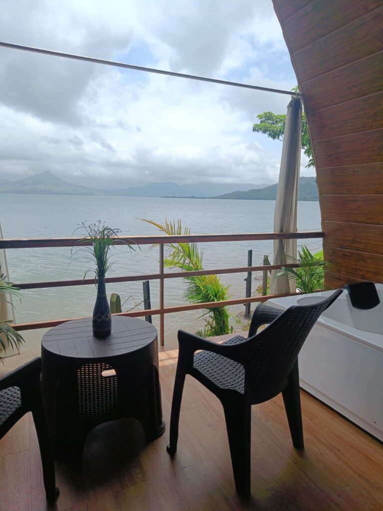 Deluxe AC Suite - Samadhan Resort